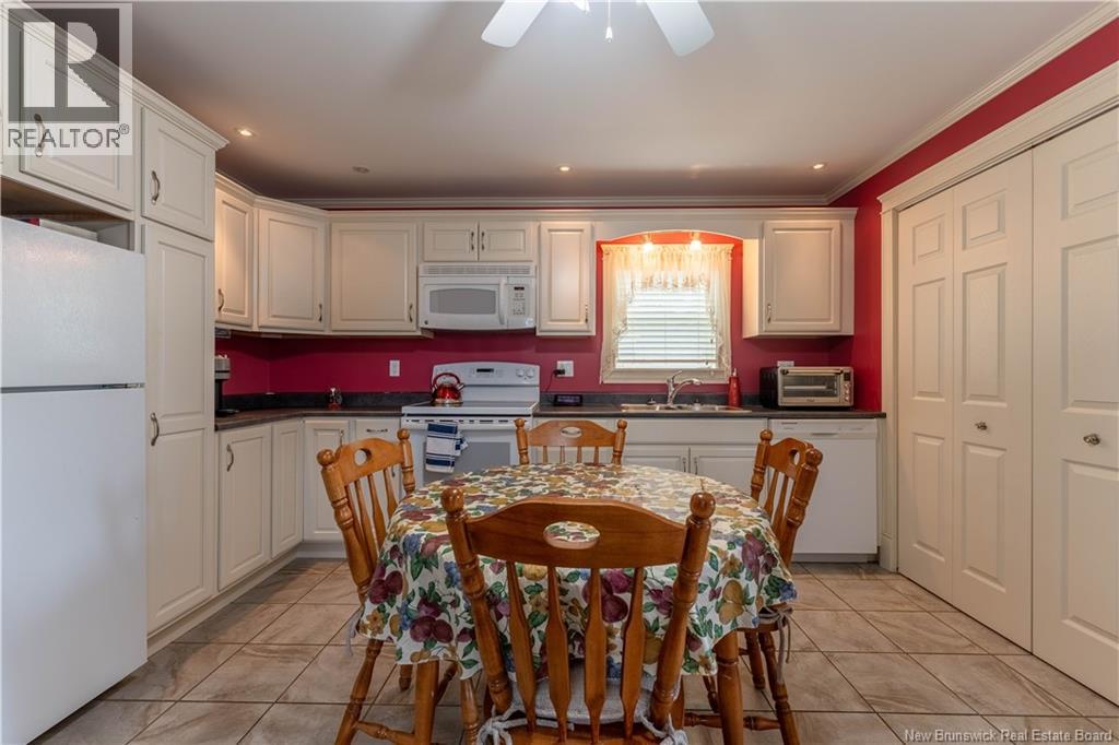 7 Queen W Street, St. Stephen, New Brunswick E3L 2J7 (29235926) Fundy ...